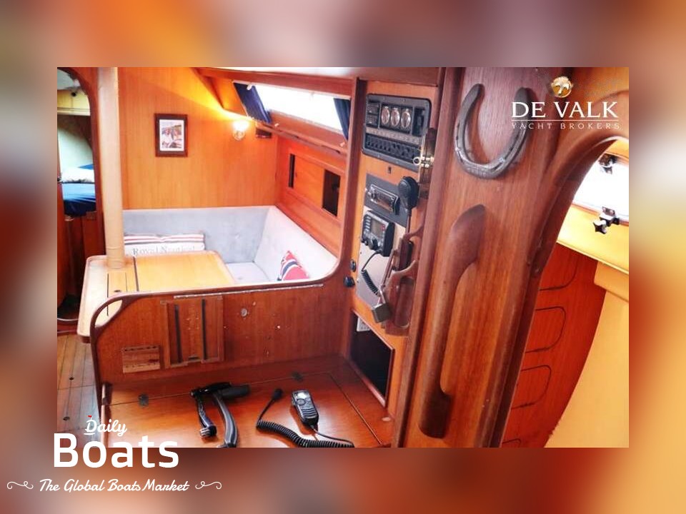 1984 Dehler 372 for sale. View price, photos and Buy 1984 Dehler 372 ...