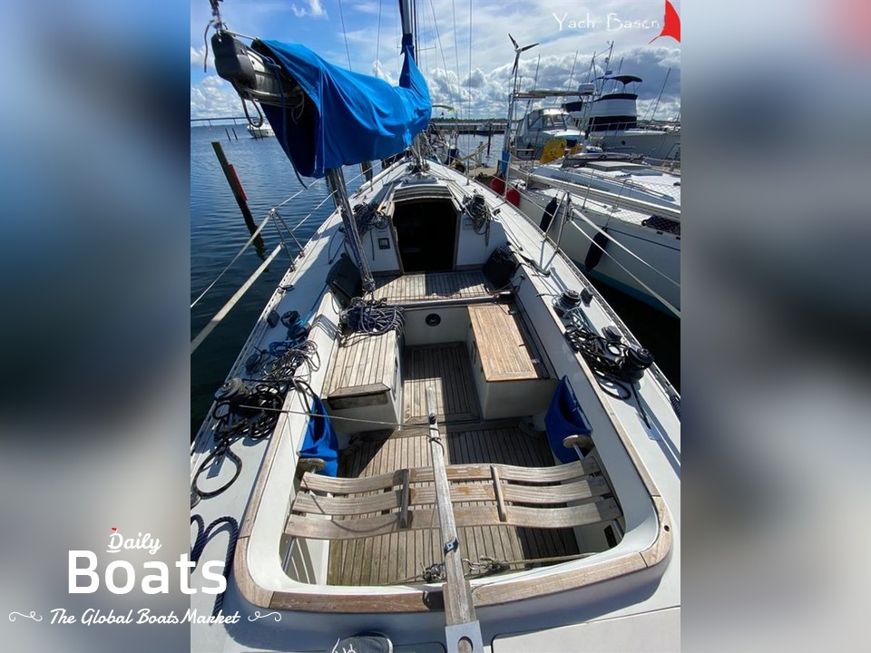 1985 Luffe Yachts 44 for sale. View price, photos and Buy 1985 Luffe ...