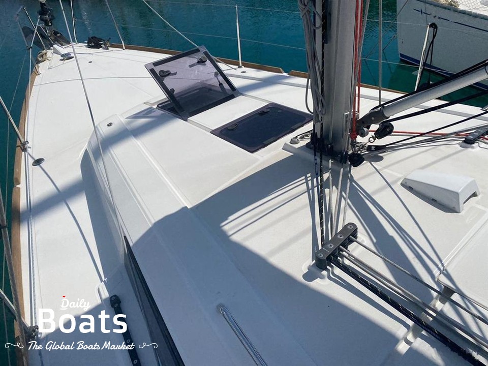 2019 Bénéteau Boats Oceanis 381 for sale. View price, photos and Buy ...