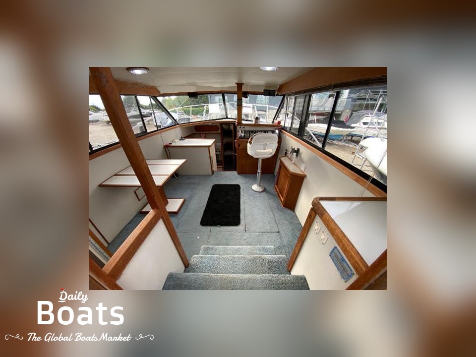 1990 Carver Yachts 32 Aft Cabin for sale. View price, photos and Buy ...