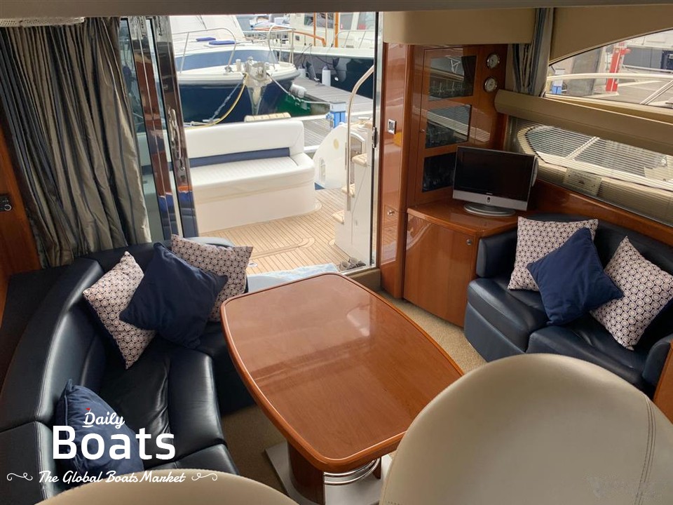 2005 Princess 420 for sale. View price, photos and Buy 2005 Princess ...