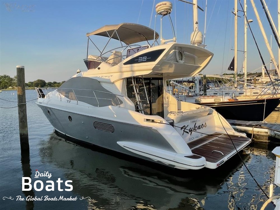2011 Azimut Yachts 38 Fly for sale. View price, photos and Buy 2011 ...