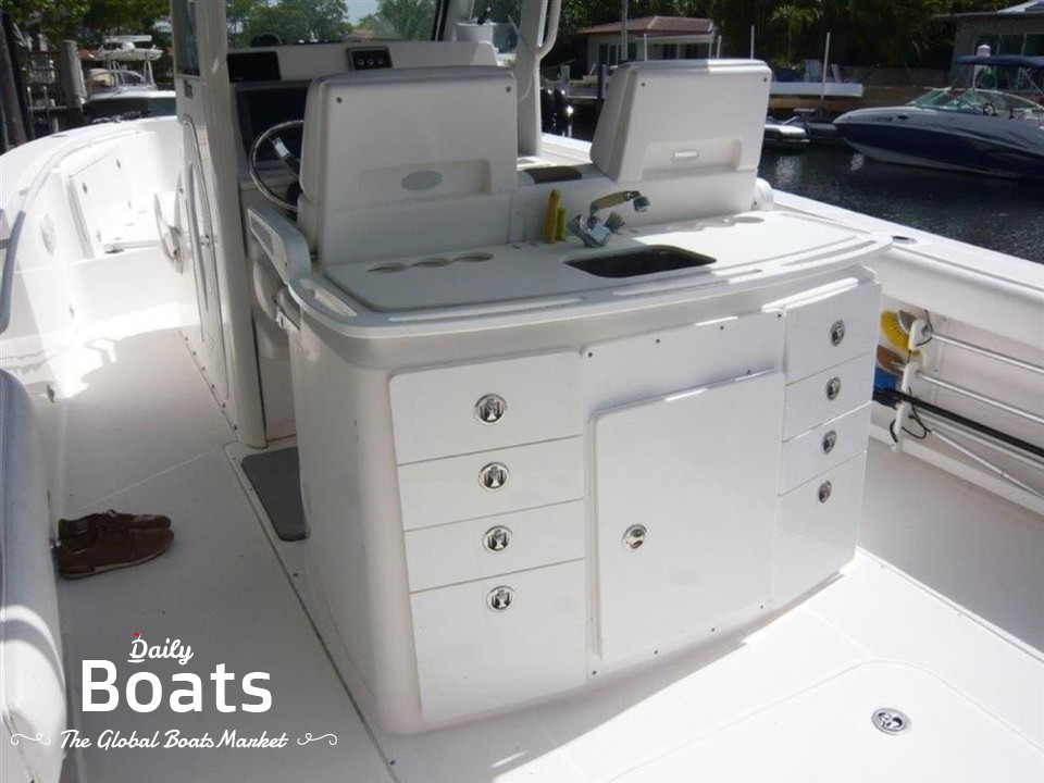 2011 Everglades 325Cc for sale. View price, photos and Buy 2011 ...