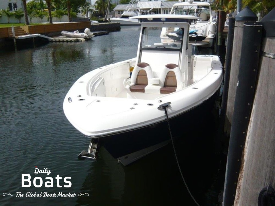 2011 Everglades 325Cc for sale. View price, photos and Buy 2011 ...