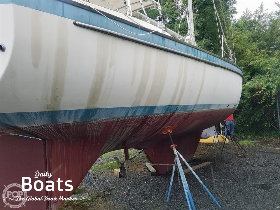 1980 Pearson 424 for sale. View price, photos and Buy 1980 Pearson 424 ...