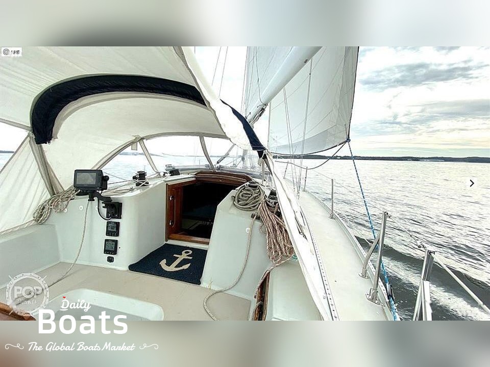 1990 Ericson 38 for sale. View price, photos and Buy 1990 Ericson 38 ...