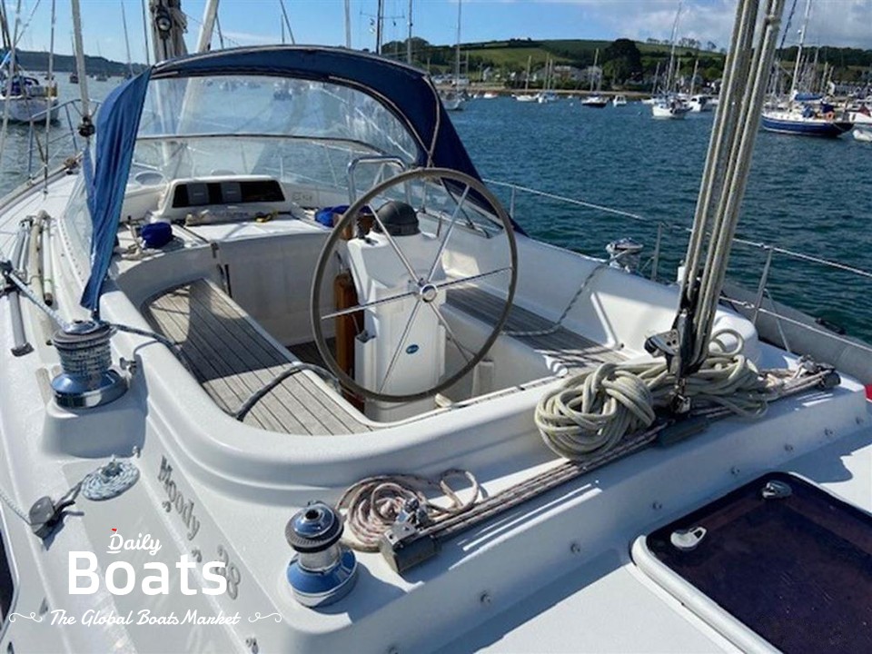 2003 Moody 38 for sale. View price, photos and Buy 2003 Moody 38 #242663