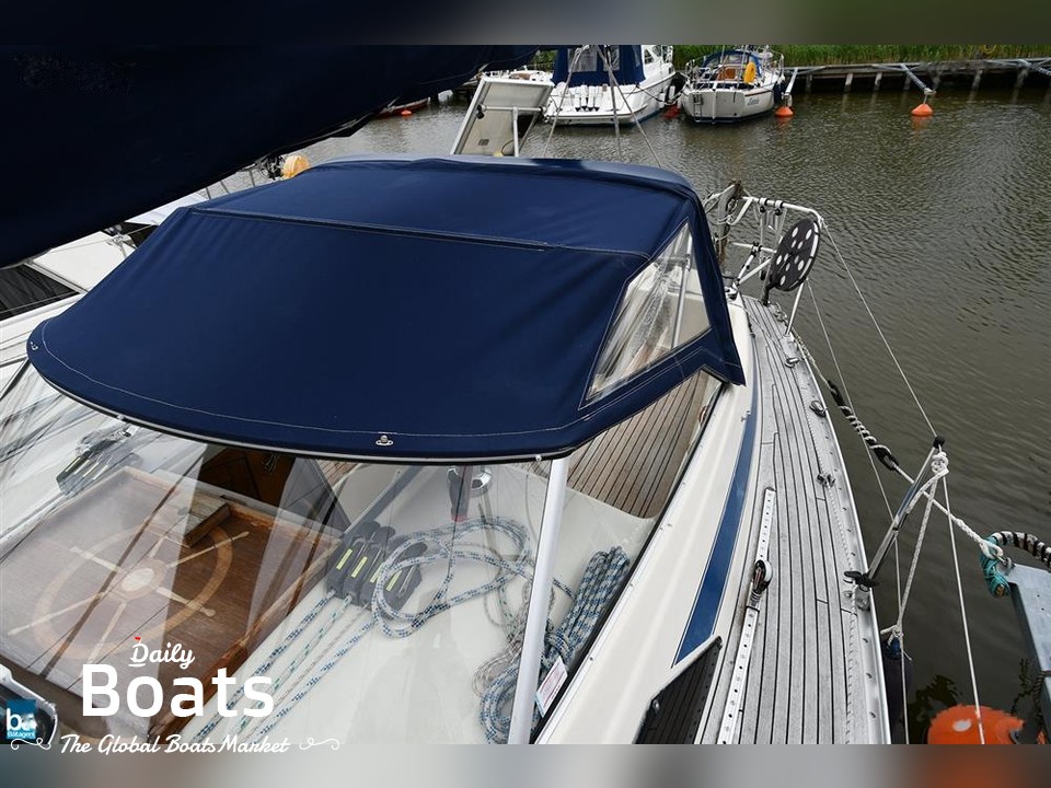 1988 Maxi Yachts 33 for sale. View price, photos and Buy 1988 Maxi ...