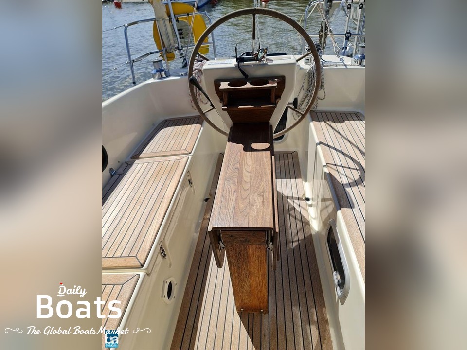 1988 Maxi Yachts 33 for sale. View price, photos and Buy 1988 Maxi ...