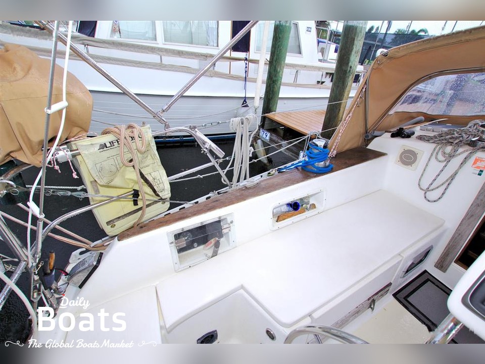 1989 Caliber 38 Sloop for sale. View price, photos and Buy 1989 Caliber ...