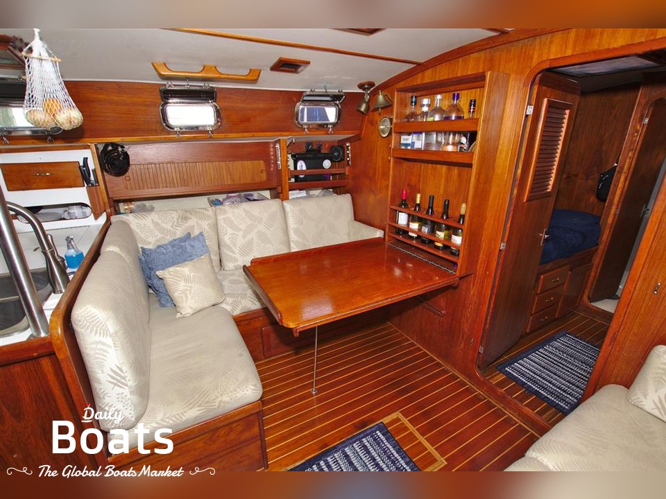 1989 Caliber 38 Sloop for sale. View price, photos and Buy 1989 Caliber ...