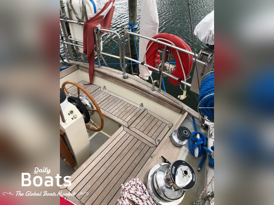 1995 Bruce Roberts Yachts 35 for sale. View price, photos and Buy 1995 ...