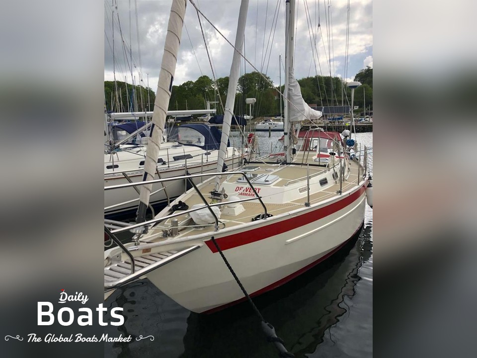 1995 Bruce Roberts Yachts 35 for sale. View price, photos and Buy 1995 ...