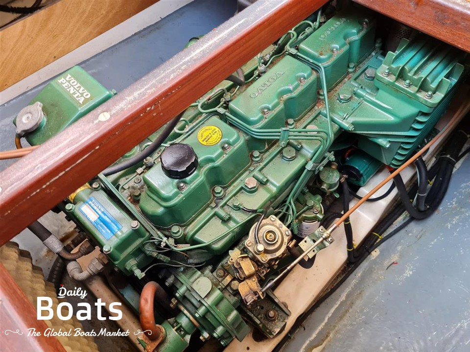 1991 Bénéteau Boats Antares 850 for sale. View price, photos and Buy ...