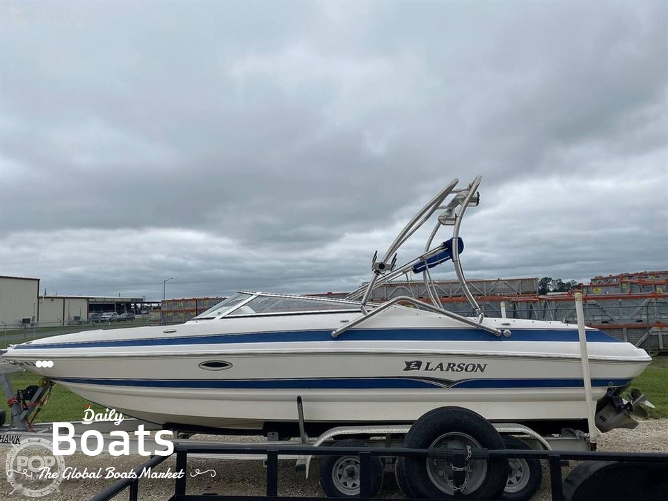 2007 Larson Boats 260 for sale. View price, photos and Buy 2007 Larson ...