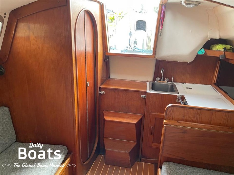 1987 J Boats J28 for sale. View price, photos and Buy 1987 J Boats J28 ...