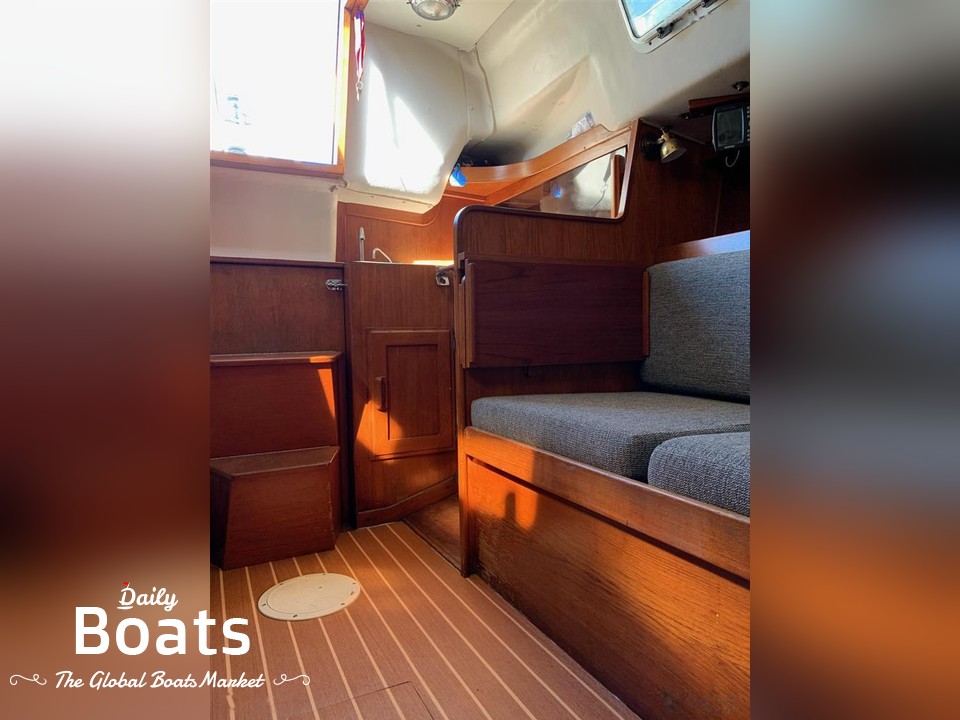 1987 J Boats J28 for sale. View price, photos and Buy 1987 J Boats J28 ...