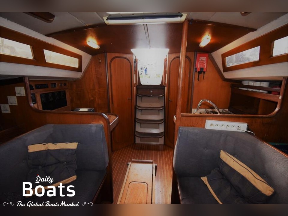 1984 Bénéteau Boats First 32 for sale. View price, photos and Buy 1984 ...