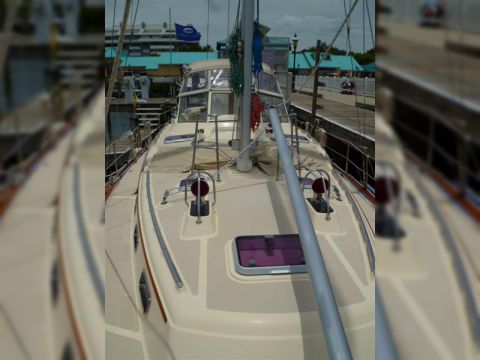 2005 Island Packet 445 for sale. View price, photos and Buy 2005 Island ...