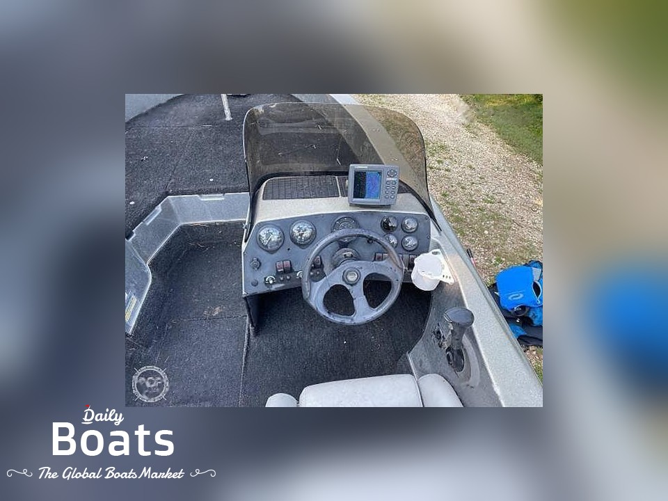 2000 Champion 194 Fish Hunter for sale. View price, photos and Buy 2000 ...