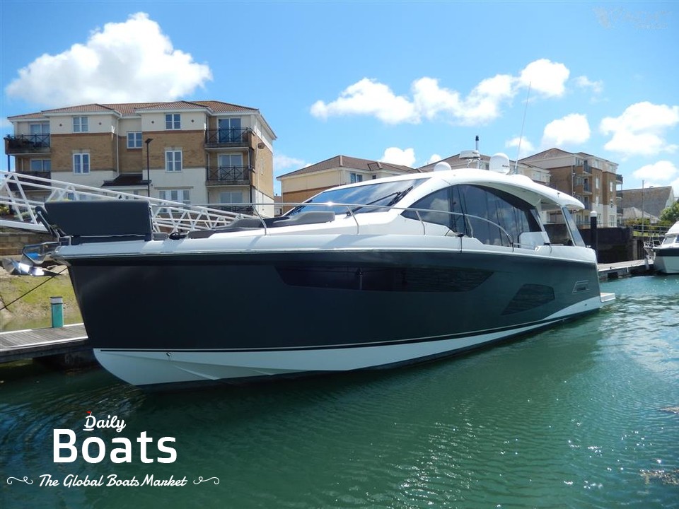 2018 Sealine C530 for sale. View price, photos and Buy 2018 Sealine ...