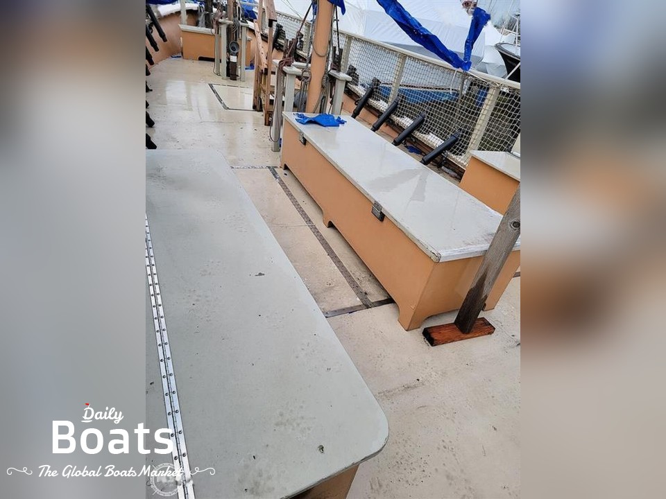 1966 Dyer 40 Express Cruiser for sale. View price, photos and Buy 1966 ...