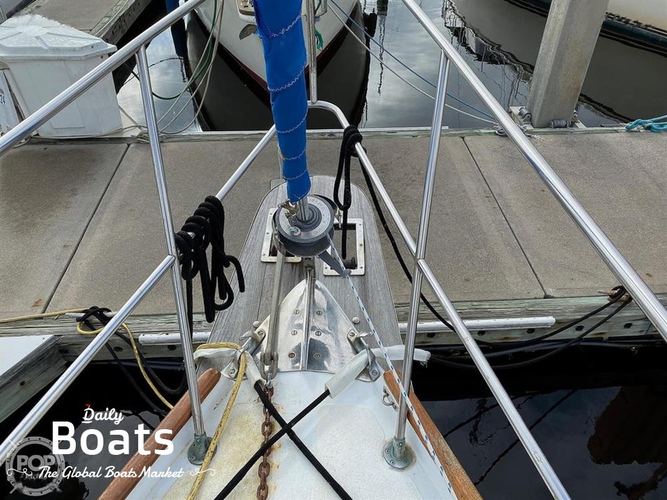 1982 Gulfstar 40 for sale. View price, photos and Buy 1982 Gulfstar 40 ...