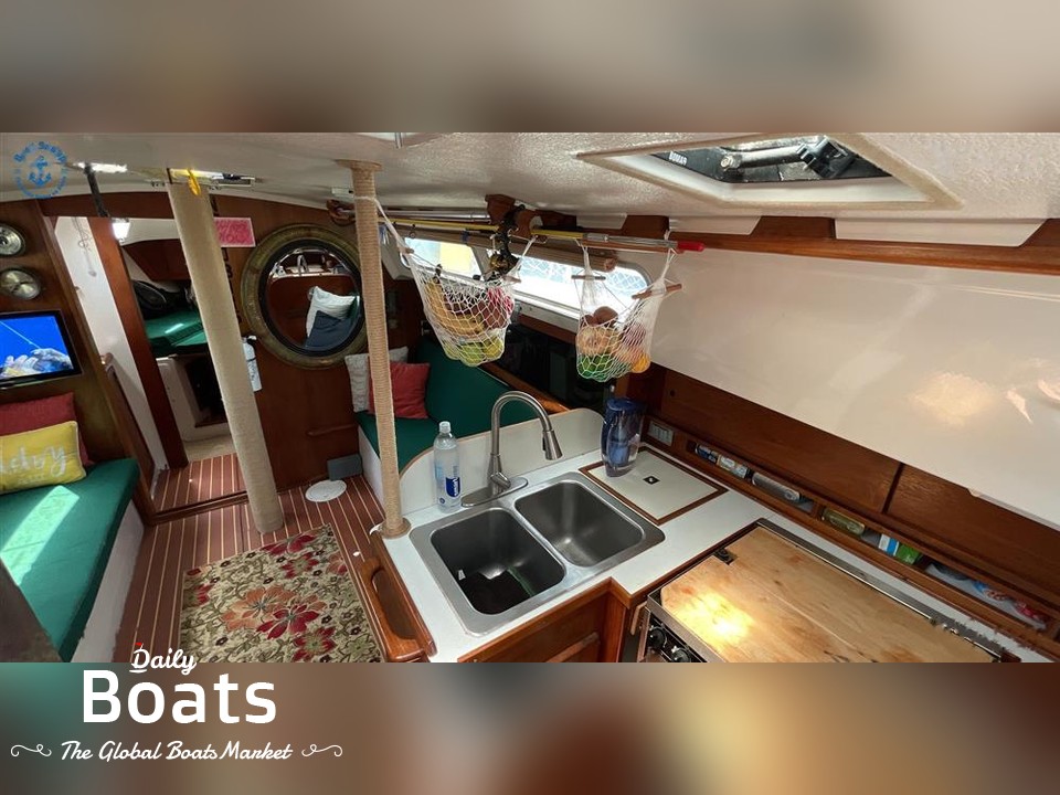1984 Hunter 37 for sale. View price, photos and Buy 1984 Hunter 37 #244918