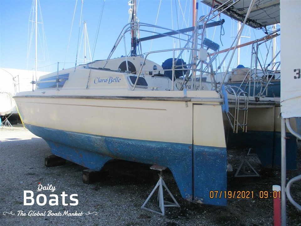 1986 Prout Quest 33 for sale. View price, photos and Buy 1986 Prout ...