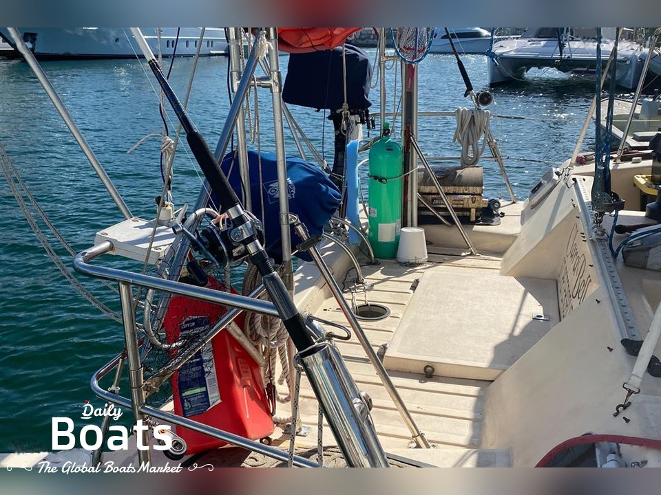 1986 Prout Quest 33 for sale. View price, photos and Buy 1986 Prout ...