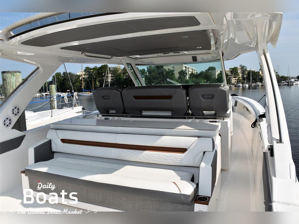 2021 Tiara Yachts 4300 Ls for sale. View price, photos and Buy 2021 ...