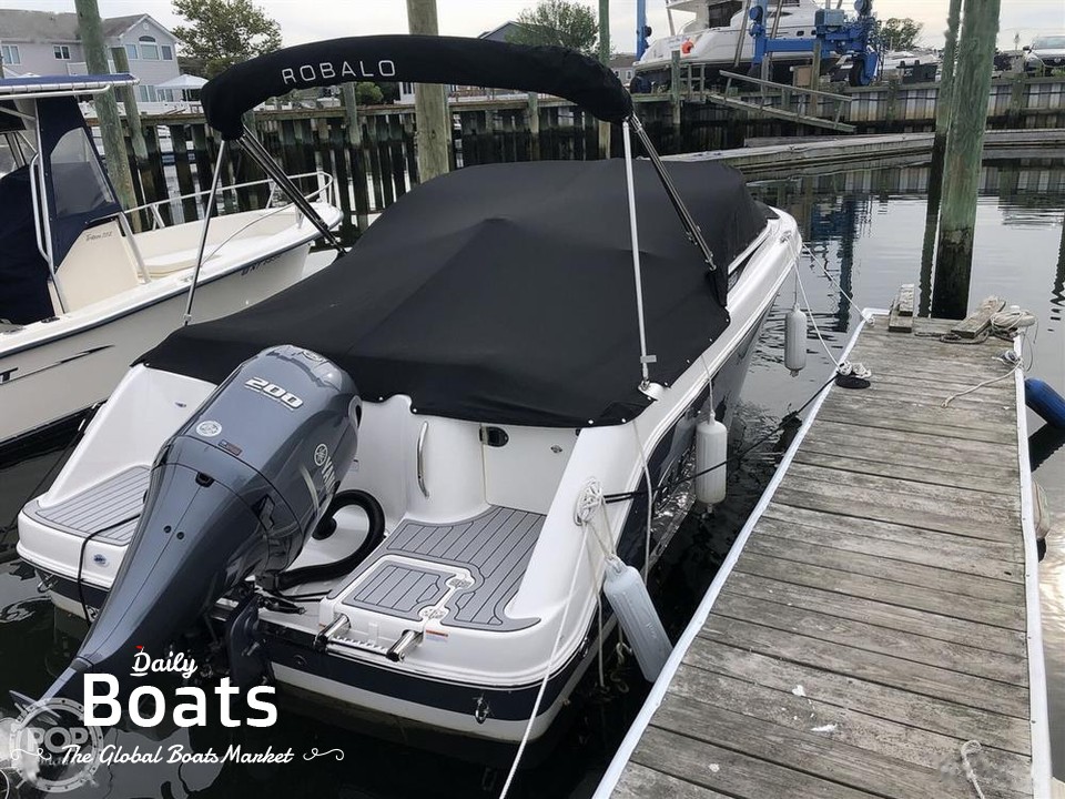 2020 Robalo 227 Dc for sale. View price, photos and Buy 2020 Robalo 227 ...