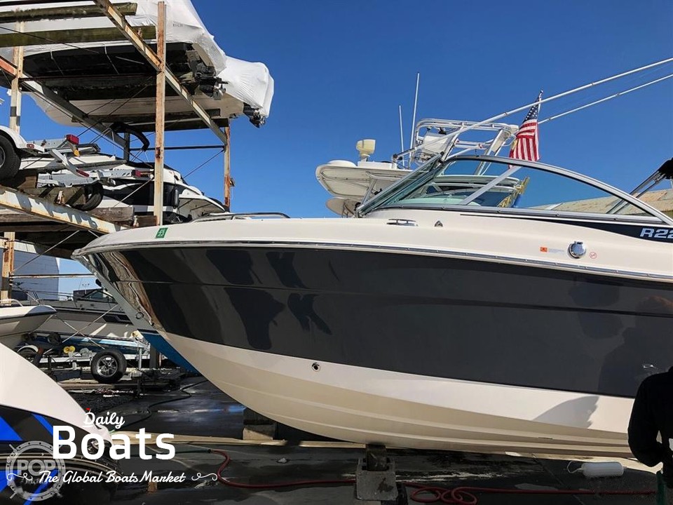 2020 Robalo 227 Dc for sale. View price, photos and Buy 2020 Robalo 227 ...