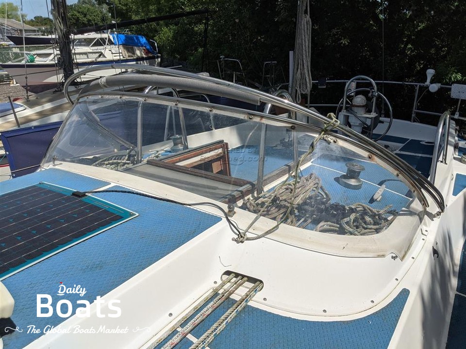 1980 Westerly Discus 33 for sale. View price, photos and Buy 1980 ...