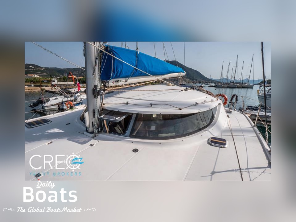 2002 Fountaine Pajot Athena 38 for sale. View price, photos and Buy ...