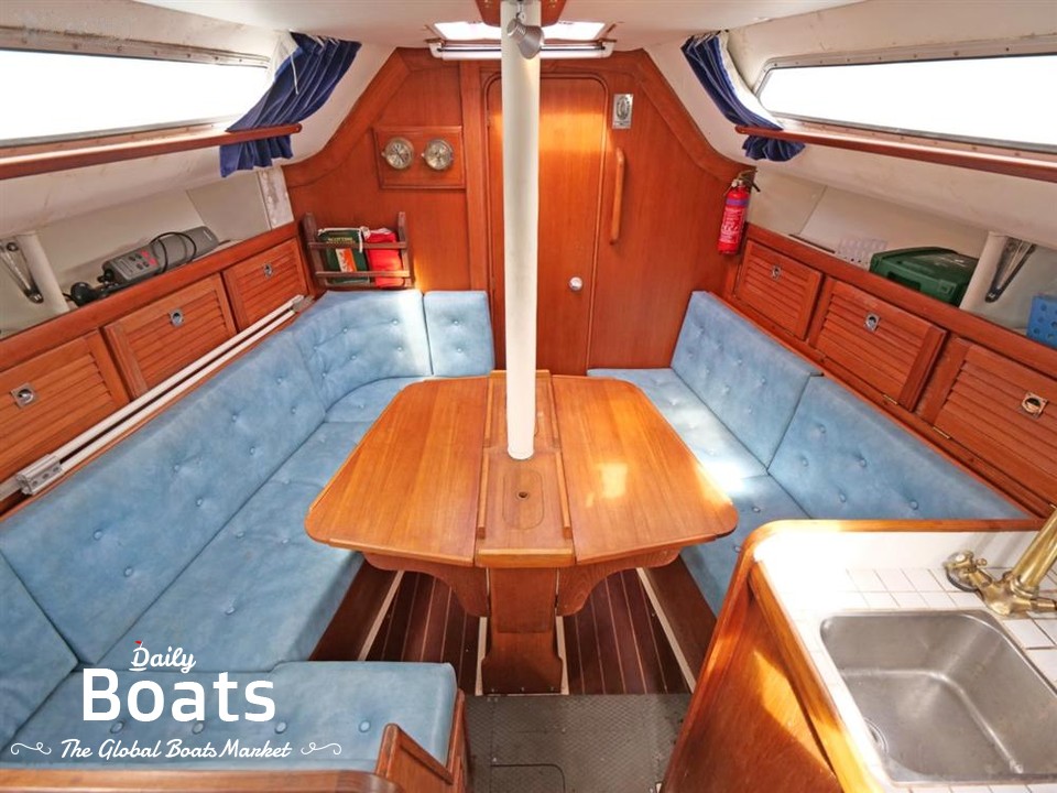 1989 Westerly Tempest 31 for sale. View price, photos and Buy 1989 ...