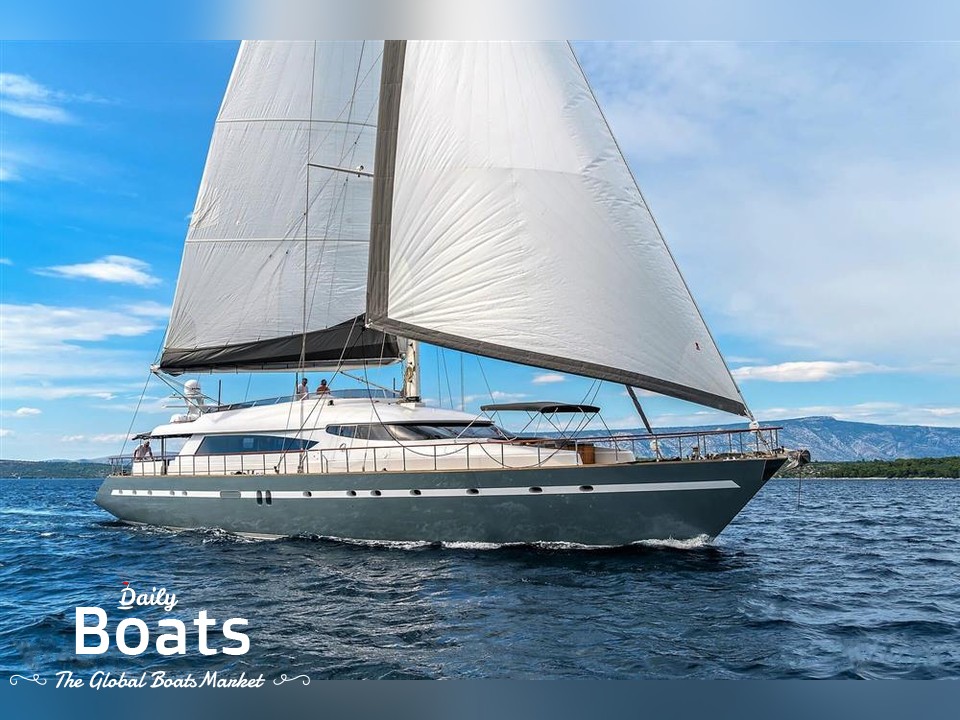 Cmb yachts 114 for sale in Europe - Daily Boats