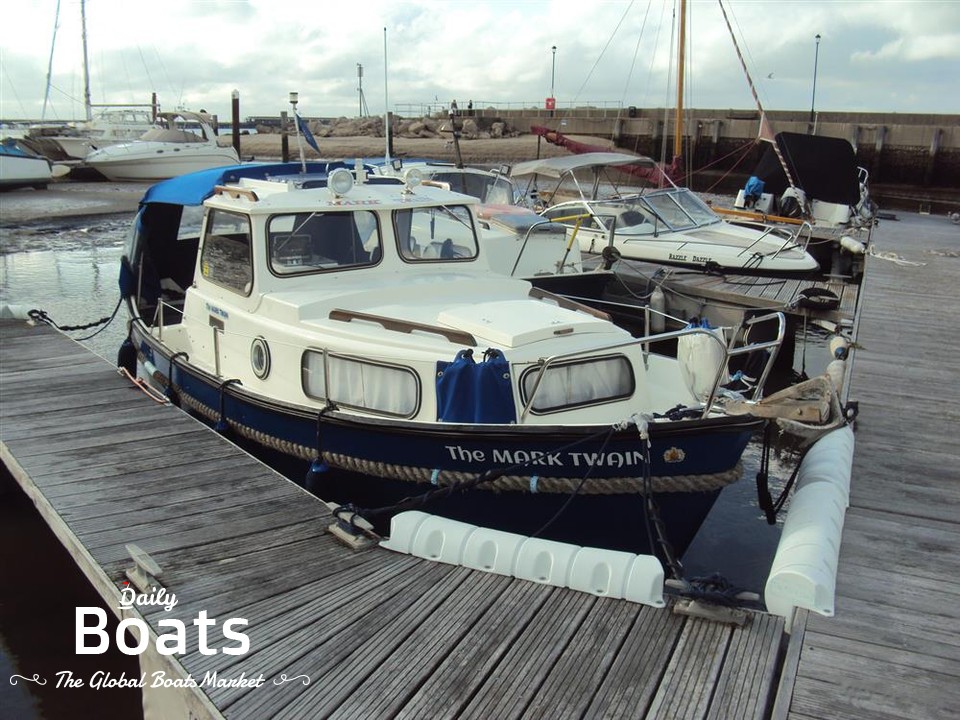 1983 Hardy Motor Boats Family 20 for sale. View price, photos and Buy ...