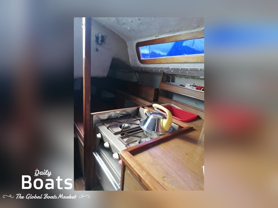 Weatherly Ruffian 23 for sale. View price, photos and Buy Weatherly ...