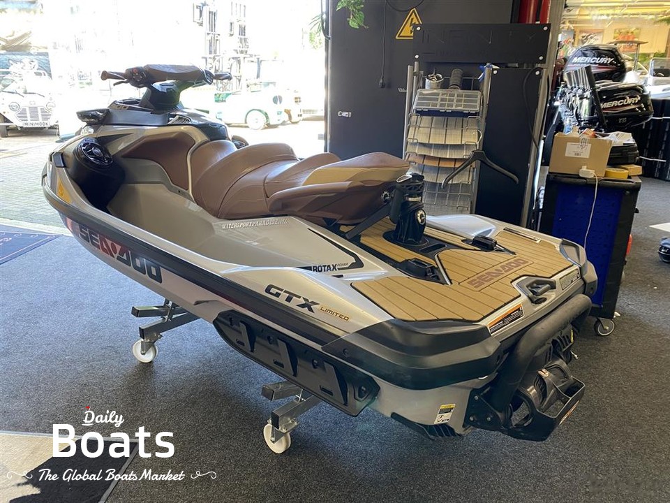 2019 Sea-Doo 300 Gtx for sale. View price, photos and Buy 2019 Sea-Doo ...