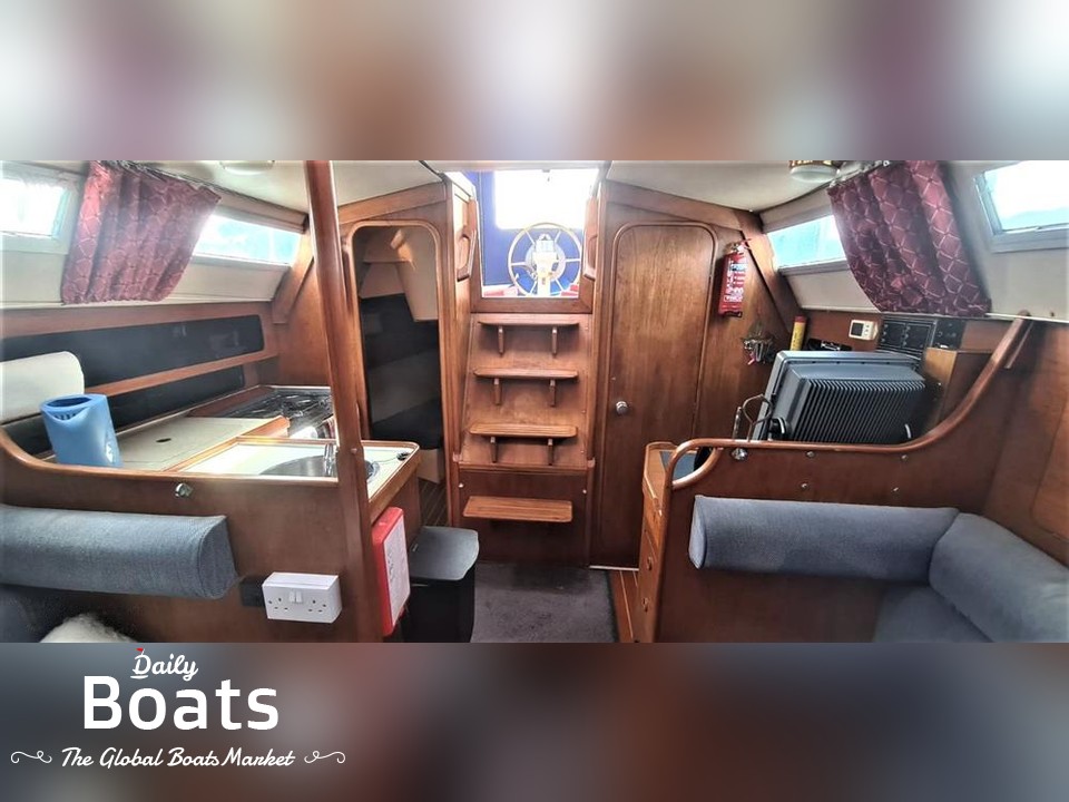 1986 Moody 31 for sale. View price, photos and Buy 1986 Moody 31 #246677