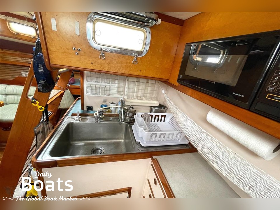 1991 Freedom 45 for sale. View price, photos and Buy 1991 Freedom 45 ...