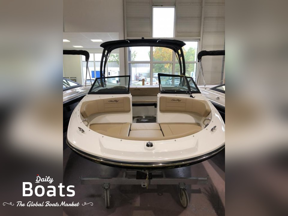2020 Sea Ray Boats 190 Spxe for sale. View price, photos and Buy 2020 ...