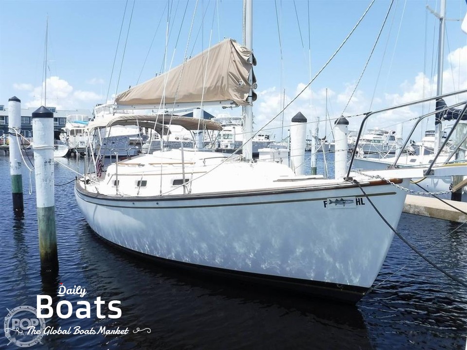 1982 Island Packet Yachts 26 for sale. View price, photos and Buy 1982 ...