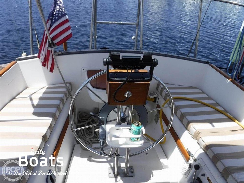 1982 Island Packet Yachts 26 for sale. View price, photos and Buy 1982 ...