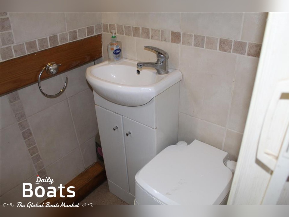 2010 G & J Reeves 45 Narrowboat for sale. View price, photos and Buy ...