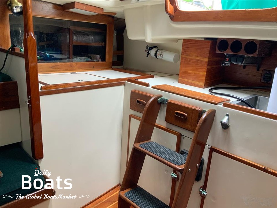 1971 Pearson 35 for sale. View price, photos and Buy 1971 Pearson 35 ...