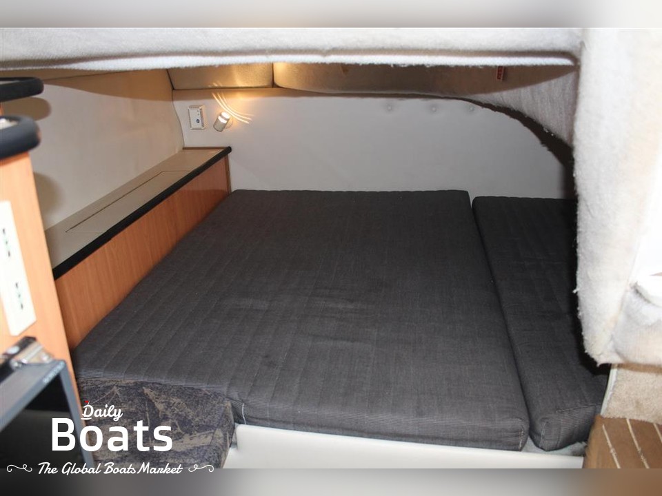 1999 Regal Boats 242 Commodore for sale. View price, photos and Buy ...