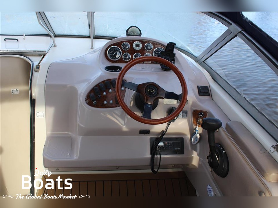 1999 Regal Boats 242 Commodore for sale. View price, photos and Buy ...