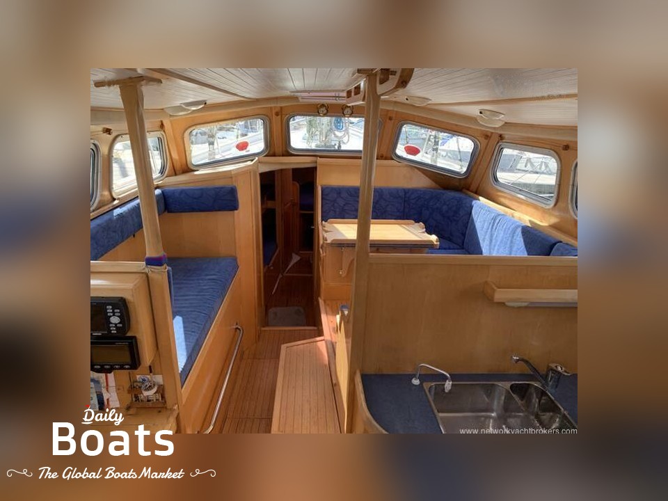 2003 Endurance 38 for sale. View price, photos and Buy 2003 Endurance ...